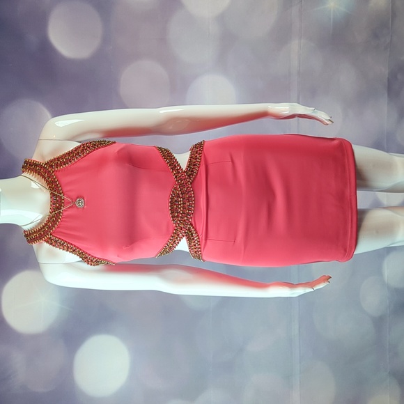 Missguided | Dresses | Misguided Sz 8 Beaded Coral Zip Back Sheath ...